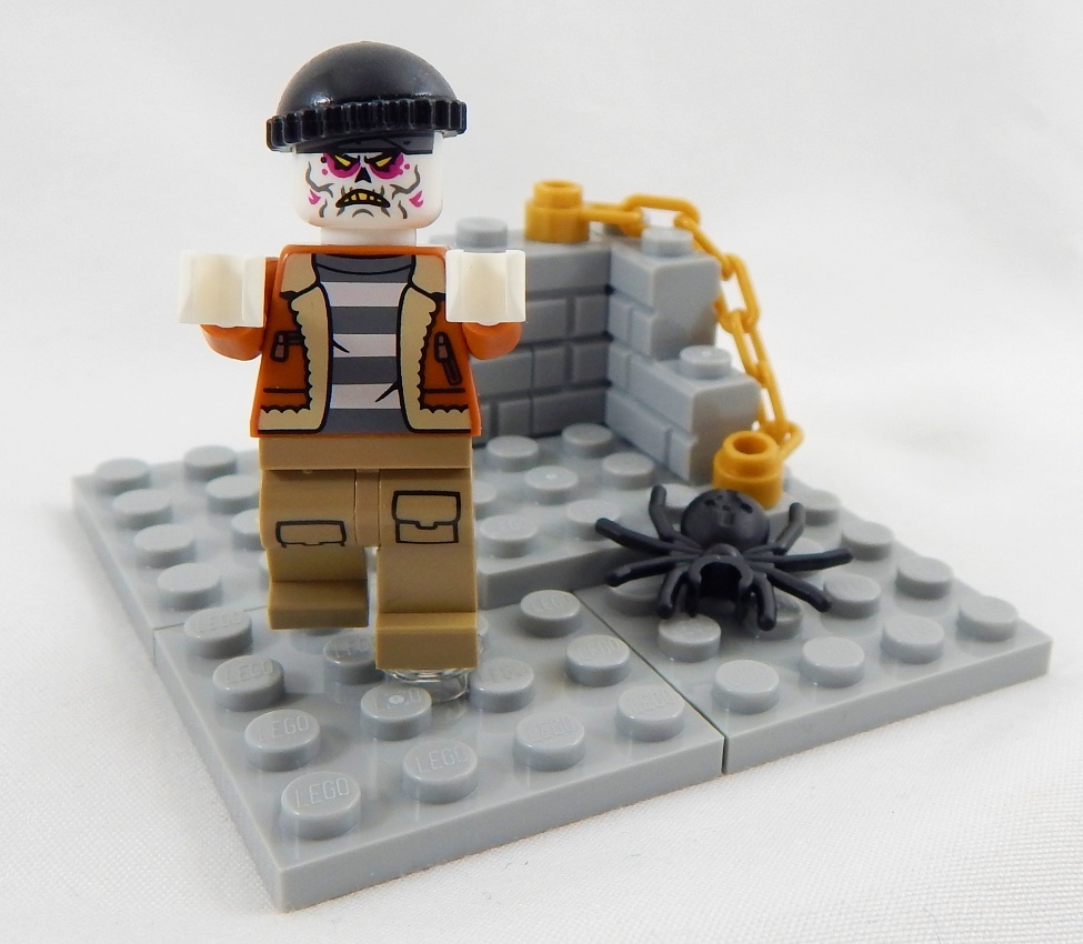 LEGO Escaped Zombie Convict Minifig