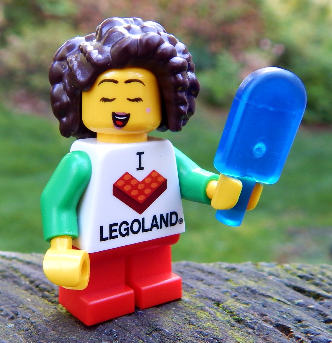 LEGOLAND Girl with Popsicle